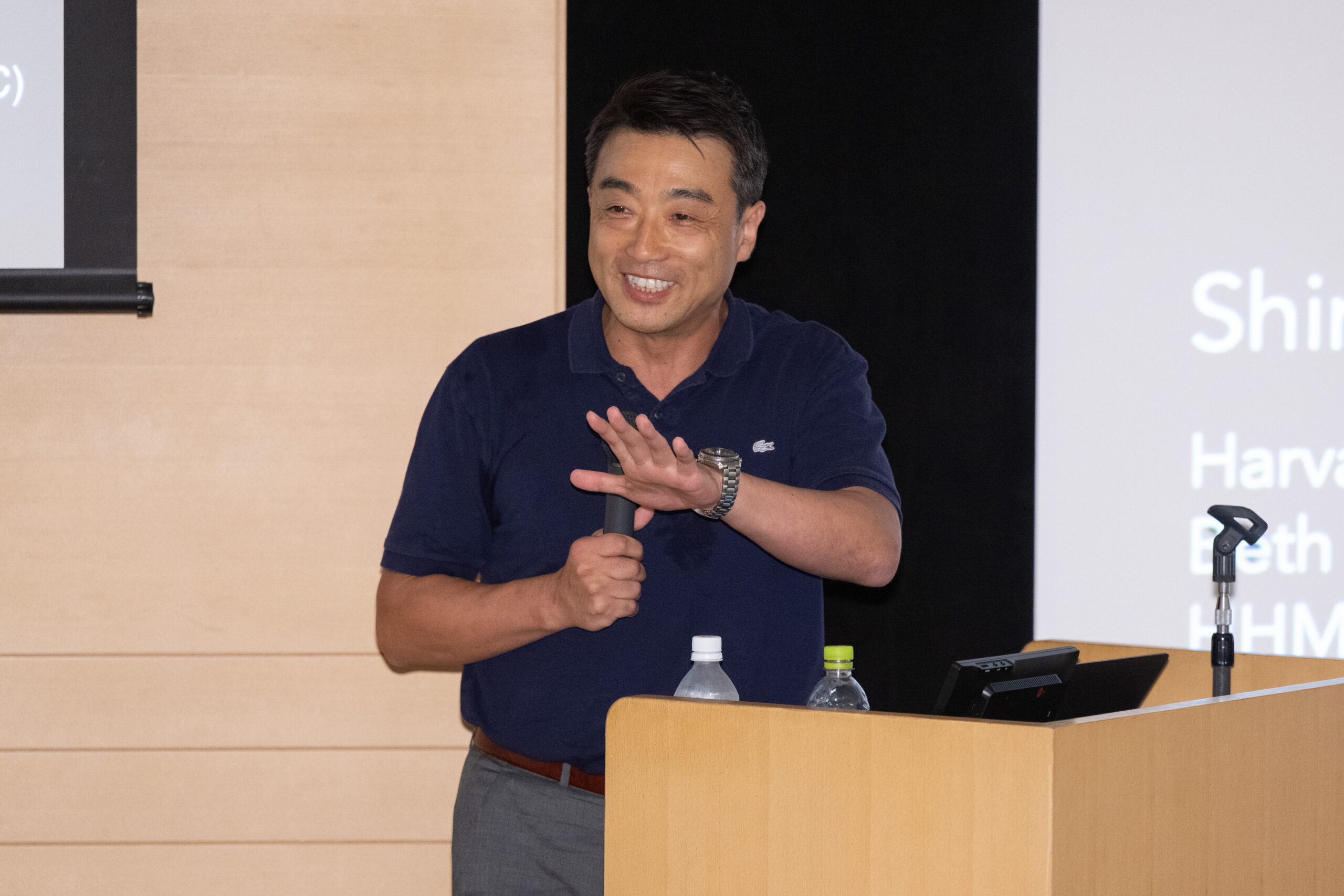 Bio2Q : Keio University Human Biology-Microbiome-Quantum Research Center